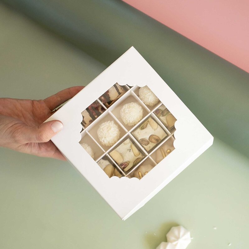 Treat Box with Window - 16 Cavities - Pack of 5 | Lollipop Cake Supplies Treat Box with Window - 16 Cavities - Pack of 5 | Lollipop Cake Supplies